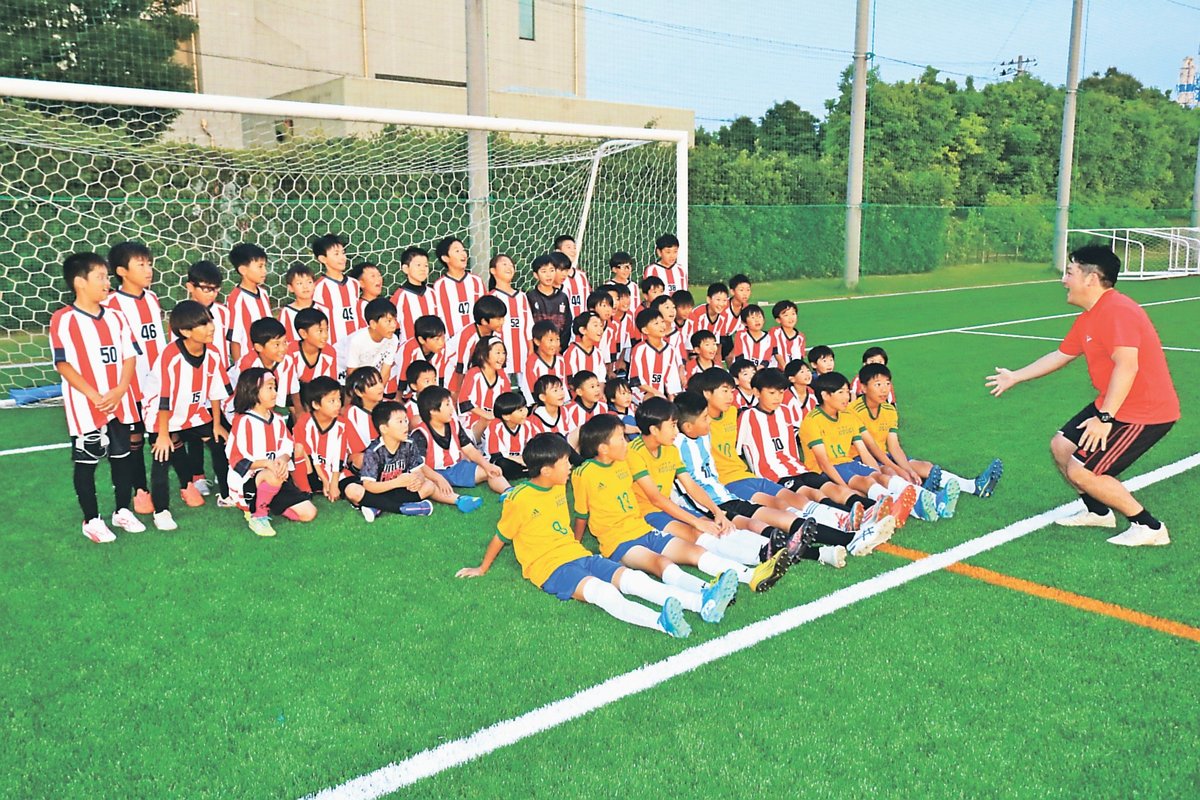 選手70人、小杉EST誕生 少年サッカー2クラブ合併｜北日本新聞webunプラス