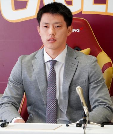 楽天・辰己「大幅増」でサイン｜北日本新聞webunプラス