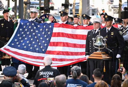 禎子さんの折り鶴展示｜北日本新聞webunプラス