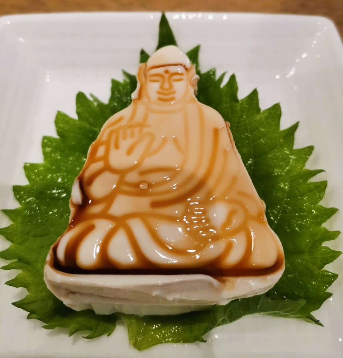 クッキーの型で土偶冷奴を作ってみた！【やちやちが行く‼（111）】 コノコト｜北日本新聞webunプラス