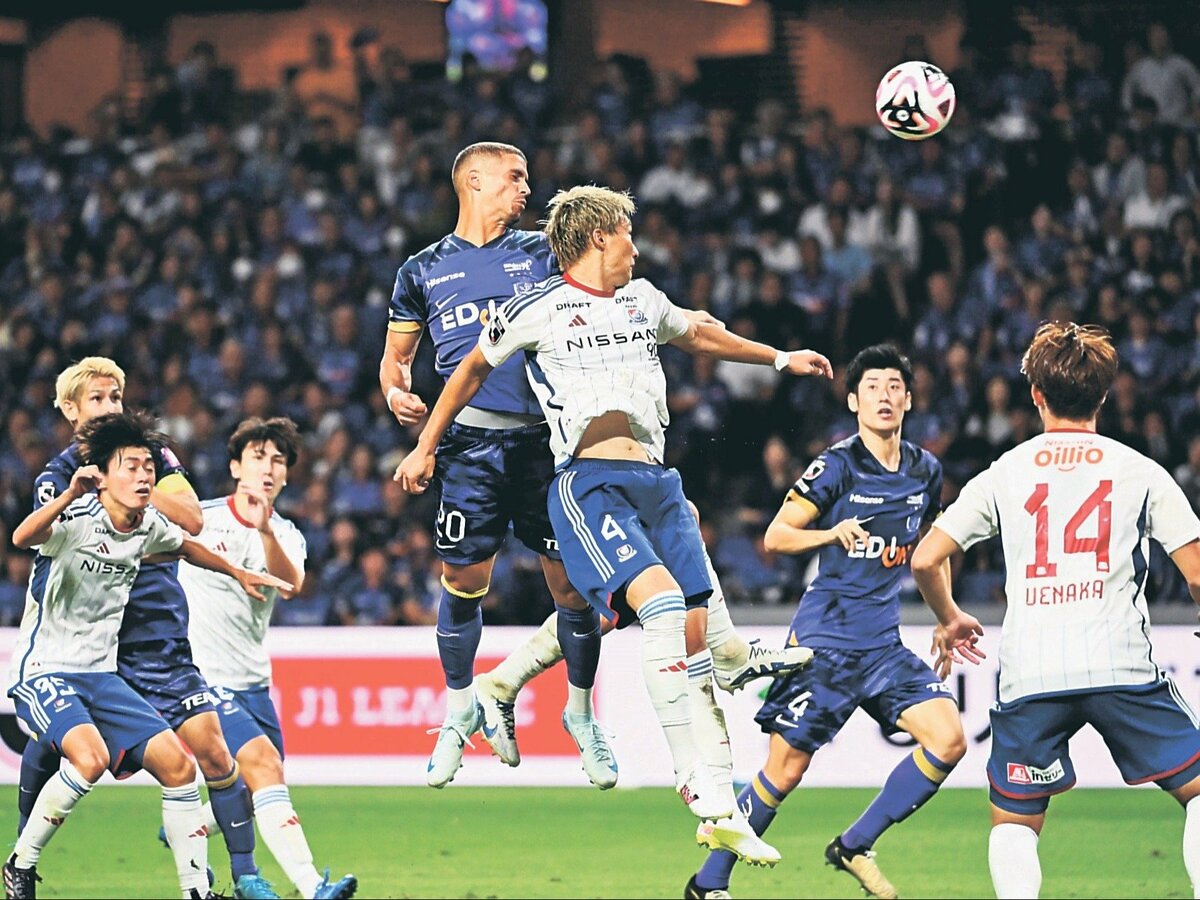 広島6発、首位浮上 J1第31節｜北日本新聞webunプラス