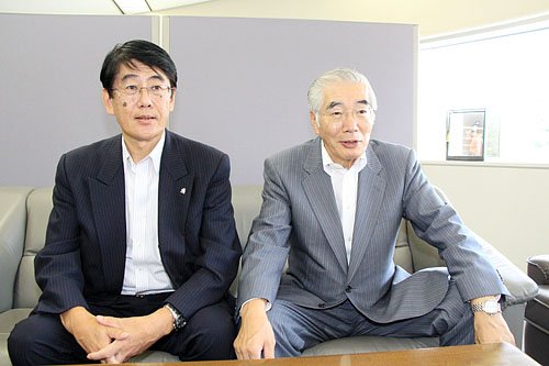 FWとDFの補強に意欲 カターレ社長就任の酒井氏｜北日本新聞webunプラス