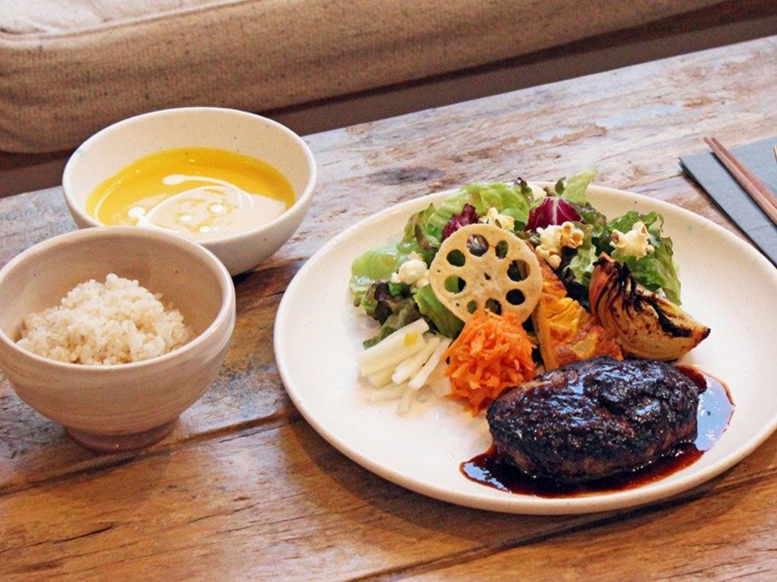 【注目の店】海沿いのカフェレストラン 富山の食材ふんだんに「The Boon（ザブーン）」（氷見市）｜北日本新聞webunプラス