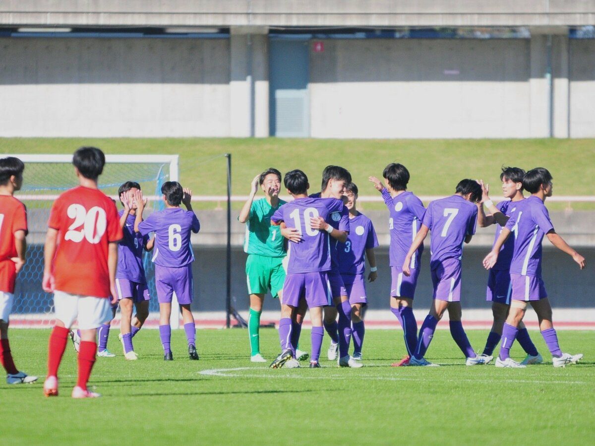 高校サッカー初Vの龍谷富山監督、主将が語った勝因は｜北日本新聞webunプラス