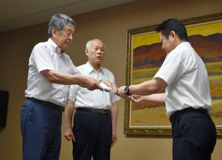 兵庫県職員OB・OGも辞職迫る｜北日本新聞webunプラス