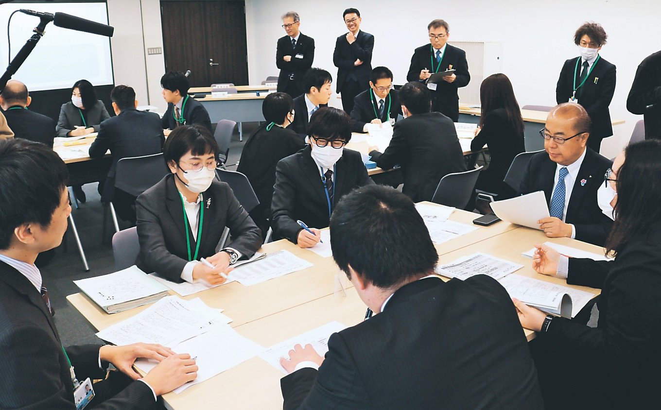 高校再編で教員の意見聞く 県教委、将来像や学びの在り方議論｜北日本新聞webunプラス