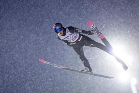 W杯ジャンプ、小林陵侑は12位｜北日本新聞webunプラス