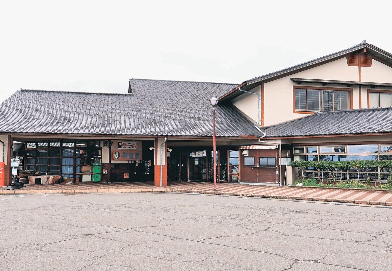 「道の駅井波」再生へ、26日から目標1000万円のCF 老朽化・地震被害、大規模改修が必要｜北日本新聞webunプラス