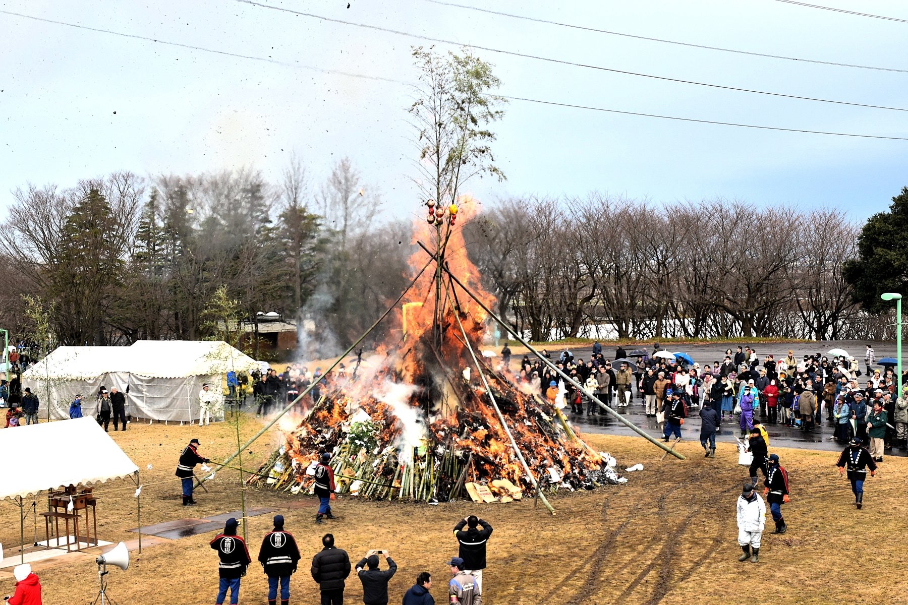 第40回左義長まつり｜北日本新聞webunプラス