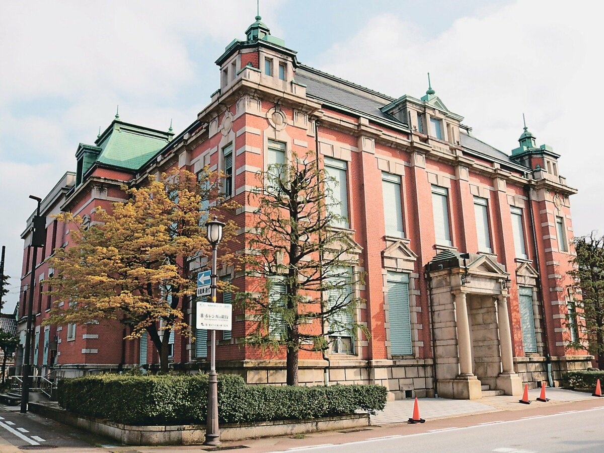 ＜市町村別2024重大ニュース＞高岡市山町筋の「赤れんがの銀行」／飲食・宿泊施設に改修へ 総事業費は40億円｜北日本新聞webunプラス