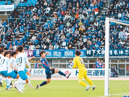 カターレ、J2復帰逃す 最終戦勝利、得失点差で3位｜北日本新聞webunプラス