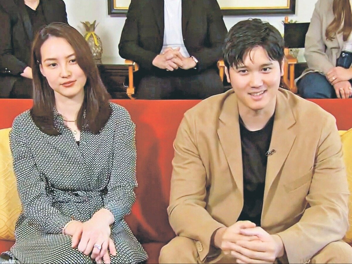 今年1年ほぼ満点 大谷3度目MVP、妻や愛犬と受賞喜ぶ｜北日本新聞webunプラス