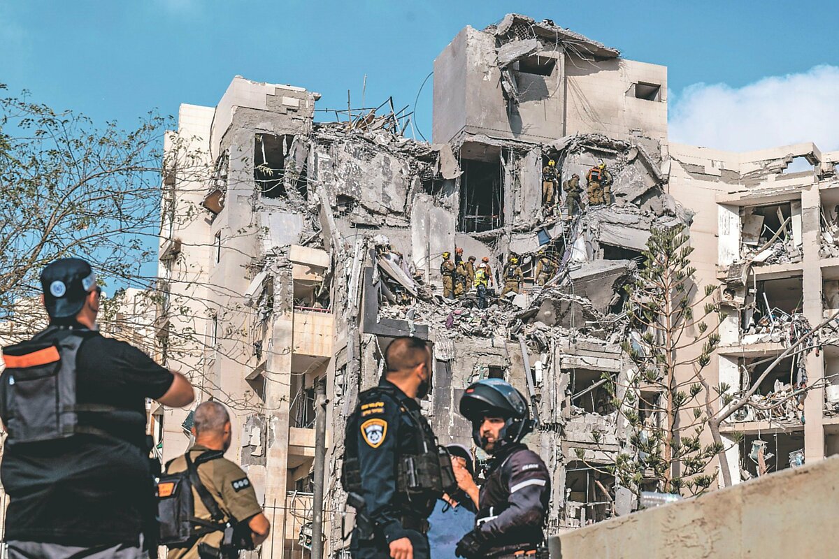 イスラエルとイランで死者630人超 インフラや建物破壊｜北日本新聞webunプラス