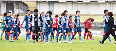 再生道半ば～カターレ2季目のJ3（上） パスサッカー｜北日本新聞webunプラス