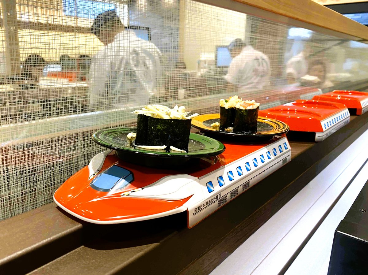 お寿司を運ぶのは新幹線🚅キッズメニューも充実の「回転寿司すし食いねぇ！」【親子でGO！オイシイおでかけ③】 コノコト｜北日本新聞webunプラス