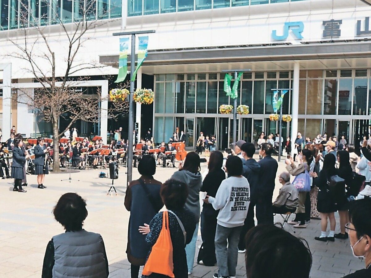 「変貌 富山駅周辺～北陸新幹線開業10年」下にぎわい波及／商業施設、明暗分かれる｜北日本新聞webunプラス