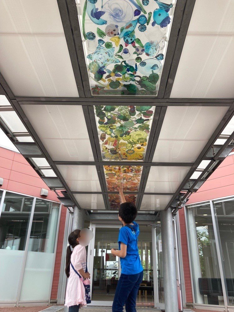 ガラス工房で吹きガラス体験ー1000人のマイグラス・プロジェクトー コノコト｜北日本新聞webunプラス