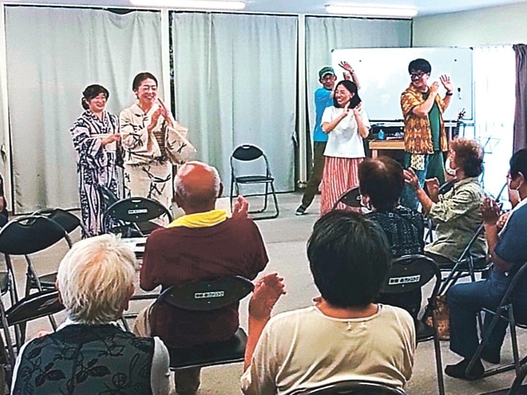 音楽で仮設住宅ほっこり 富山のボランティア、能登で支援活動｜北日本新聞webunプラス