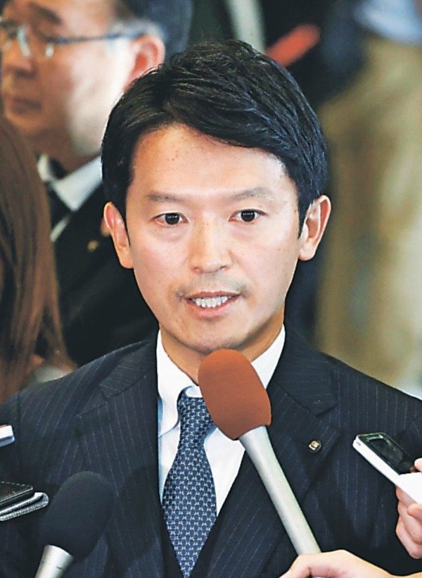 PR会社にポスター制作費70万円支払い 斎藤兵庫知事、違法性を否定｜北日本新聞webunプラス