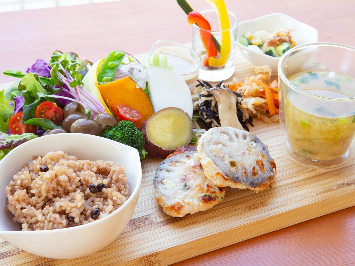 低糖質に感謝…！ 野菜ランチにラーメン【シェイプアップ後押しごはん特集2】｜北日本新聞webunプラス