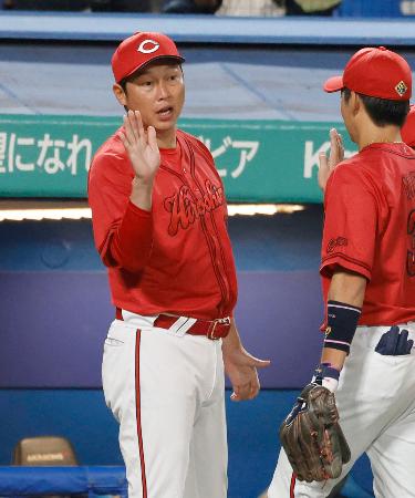 広島の新井監督続投へ｜北日本新聞webunプラス