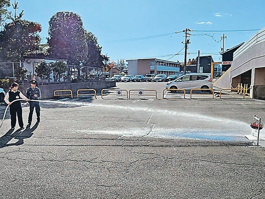 年末控え大型商業施設で消火設備点検 富山消防署｜北日本新聞webunプラス