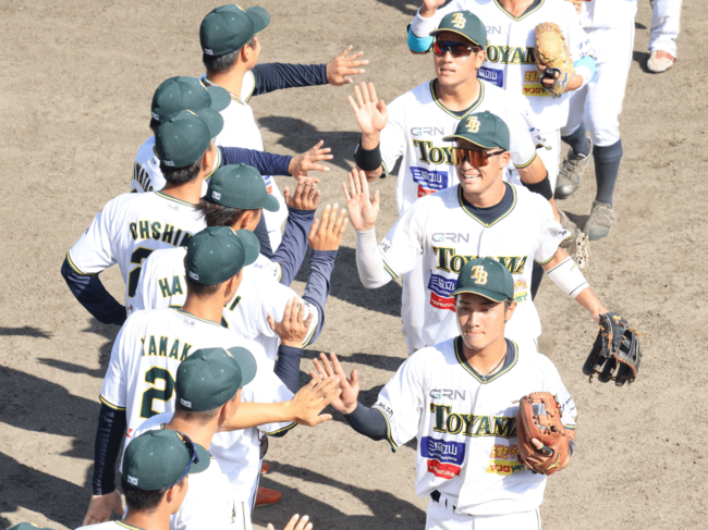 始球式2人を決定㊦「推しの選手と交流期待」高岡市の中学2年芹原さん｜北日本新聞webunプラス