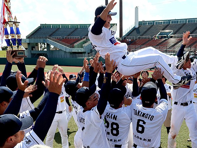 サンダーバーズ年間優勝 後期制し「完全V」達成、独立リーグGCへ｜北日本新聞webunプラス