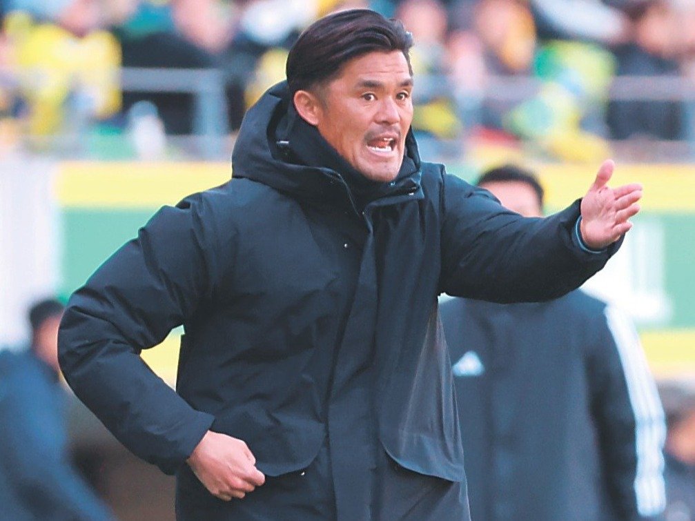 ＜J2の壁＞（上）指揮官交代特効薬になり得ず 新旧監督サッカー観に違い｜北日本新聞webunプラス