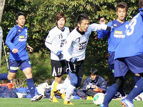 カターレ無失点 2次キャンプ、J1甲府と練習試合｜北日本新聞webunプラス