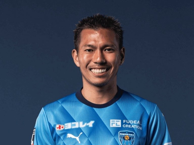 カターレに横浜CのFW小川完全移籍｜北日本新聞webunプラス