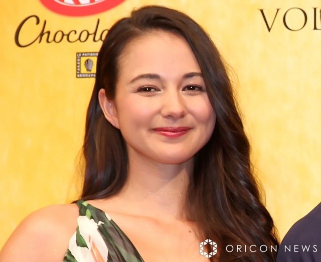 4児の母・山田ローラ「20代の私へ」 夫・山田章仁と結婚、出産、“運命の出来事”を詰めた動画に反響「昔からずっと推しカップル」｜北日本新聞webunプラス