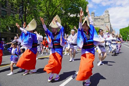 NY大通りで日本文化紹介｜北日本新聞webunプラス