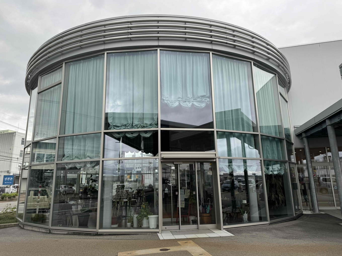 季節感あふれるデザートも充実♪ ショベルカーのおもちゃで遊べるカフェ「Cafe Socio」【親子でGO！オイシイおでかけ⑲】 コノコト｜北日本新聞webunプラス