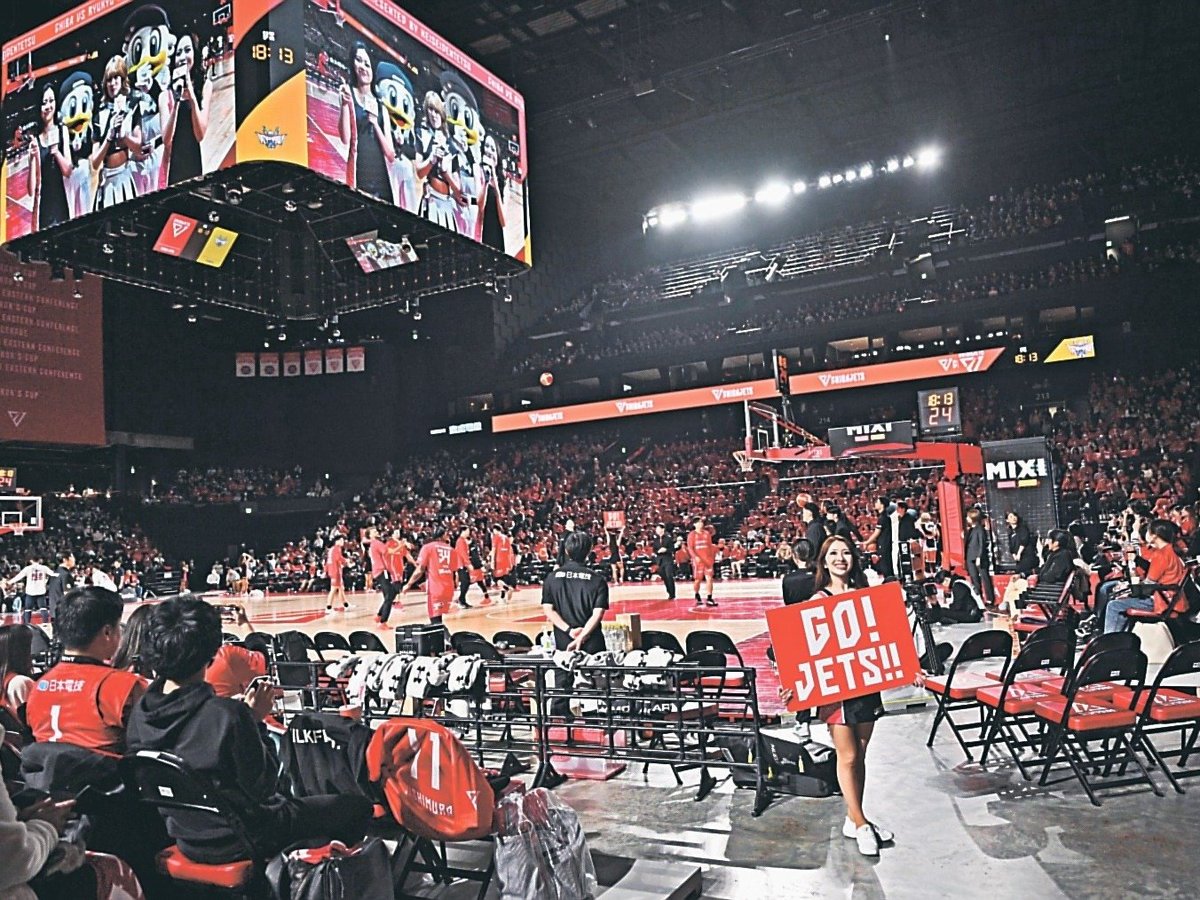 B1千葉Jホームの大型アリーナ大盛況 7戦連続1万人超動員｜北日本新聞webunプラス