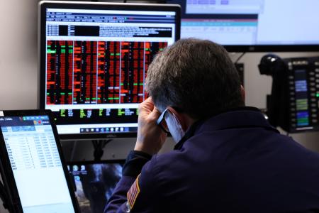 NY株、一時1700ドル安｜北日本新聞webunプラス