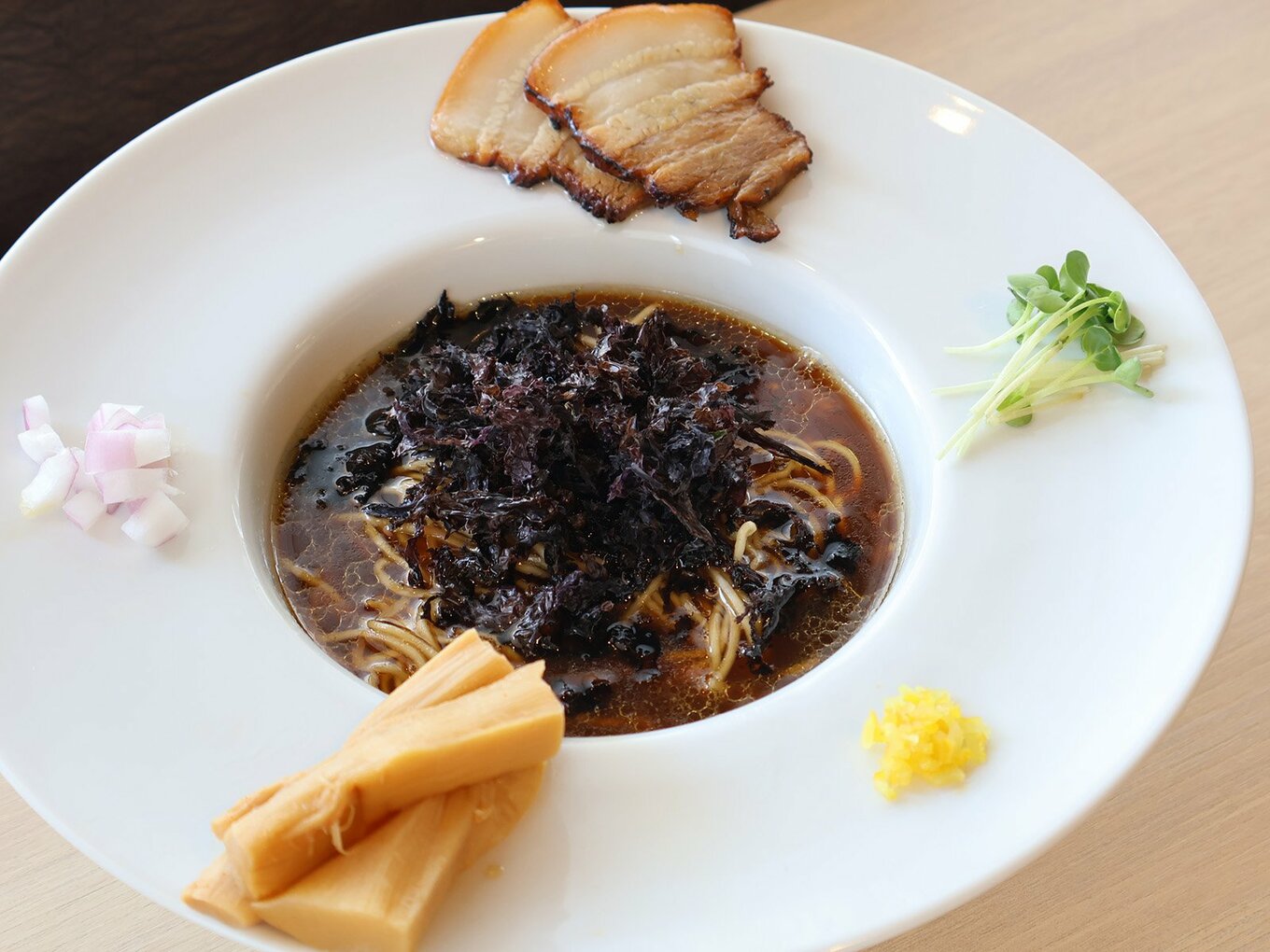 【注目の店】「肉師」が選ぶ上質な国産素材を堪能「焼肉ホルモン らんたん」（富山市）｜北日本新聞webunプラス