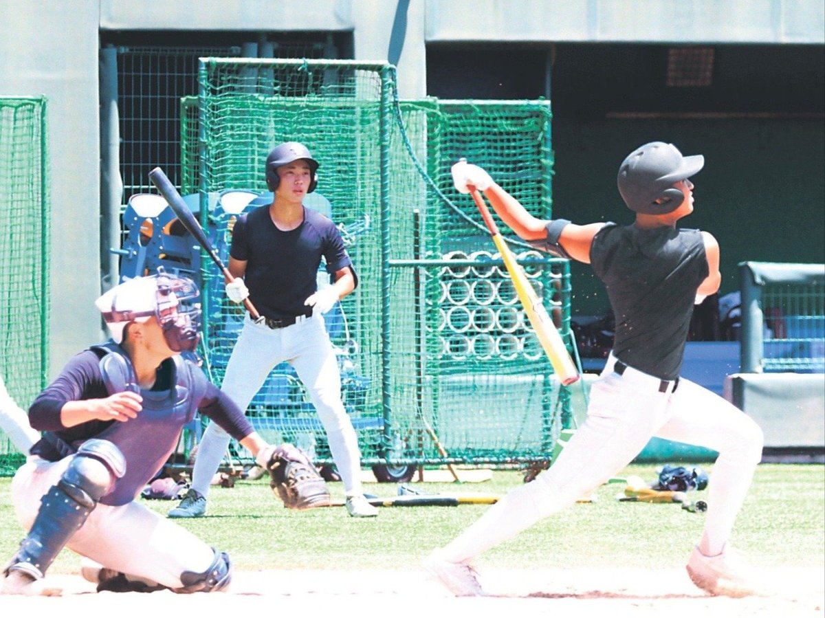 富山商、実戦形式で練習 打撃陣の長打目立つ｜北日本新聞webunプラス