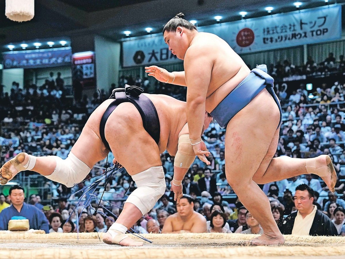大の里ひらり、照ノ富士に土 大相撲名古屋場所11日目｜北日本新聞webunプラス