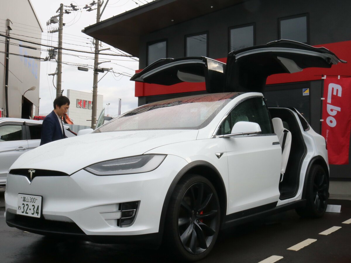 テスラやBYD…EV車ずらり、富山県内初の専門店、普及の鍵は冬にあり｜北日本新聞webunプラス