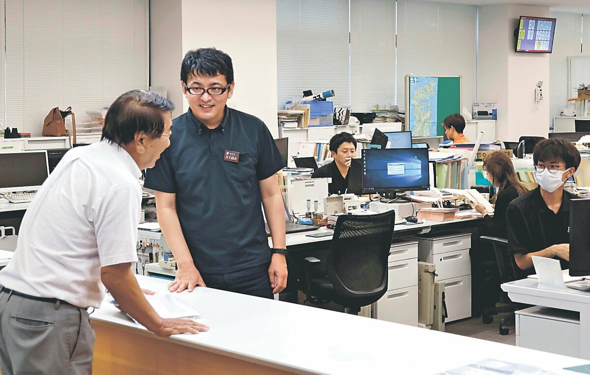能登地震被災3市町職員1割減、地震・豪雨で業務負担増 輪島市・珠洲市・能登町｜北日本新聞webunプラス