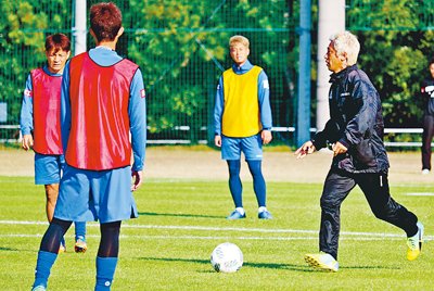 再生道半ば～カターレ2季目のJ3（中） 兆し｜北日本新聞webunプラス