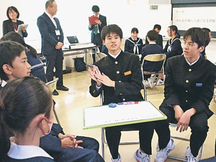 楽しい学校生活へ児童ら意見交わす 魚津市子ども会議｜北日本新聞webunプラス