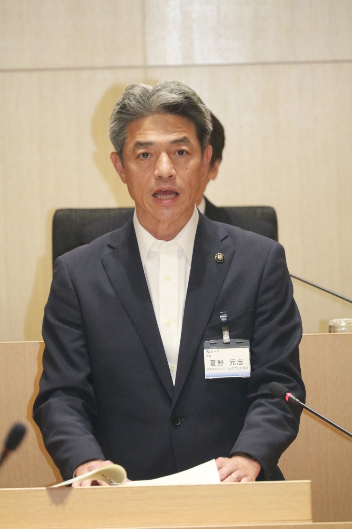 「水合戦」で射水PR 市議会9月定例会開会、夏野市長が提案理由説明｜北日本新聞webunプラス