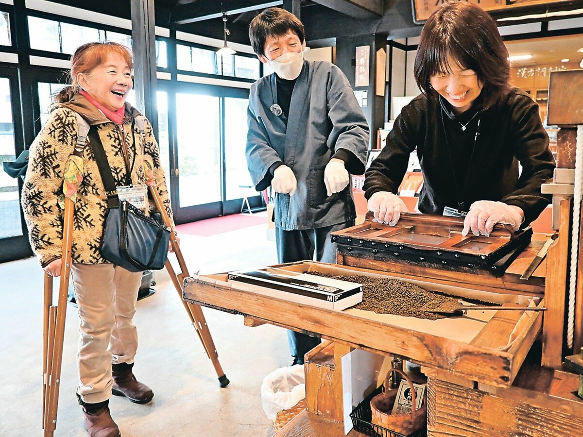 富山のまち歩き魅力発見 市民プラザのツアー好評、隠れた歴史・文化に触れる｜北日本新聞webunプラス