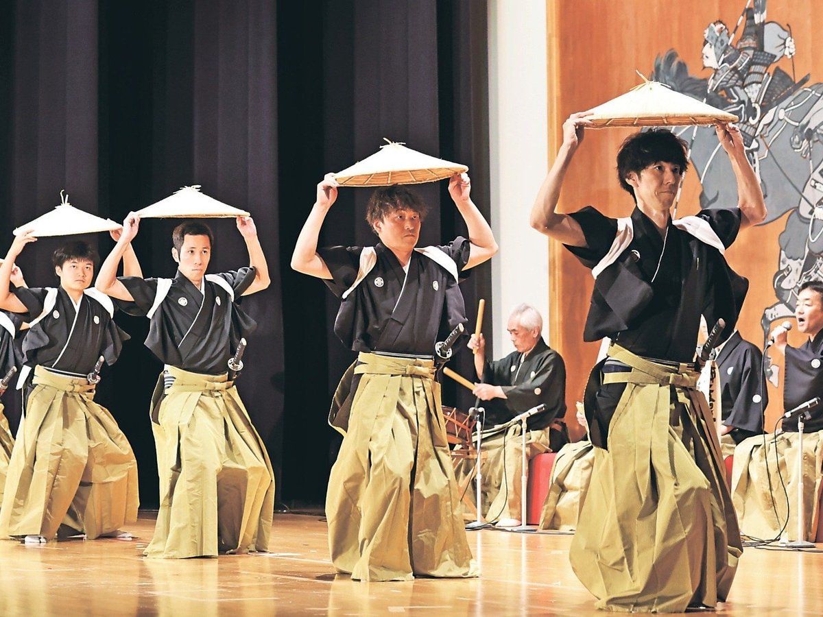 哀愁の音色、秋の山里包む 南砺で五箇山麦屋まつり｜北日本新聞webunプラス