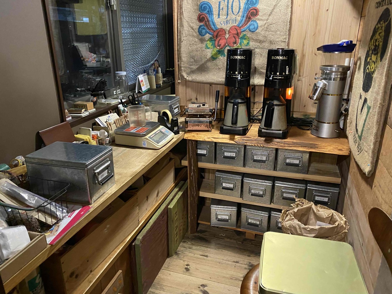 子どもが喜ぶサービスも★本格コーヒーが楽しめる「自家焙煎珈琲豆 BEANS」【親子でGO！オイシイおでかけ⑩】 コノコト｜北日本新聞webunプラス