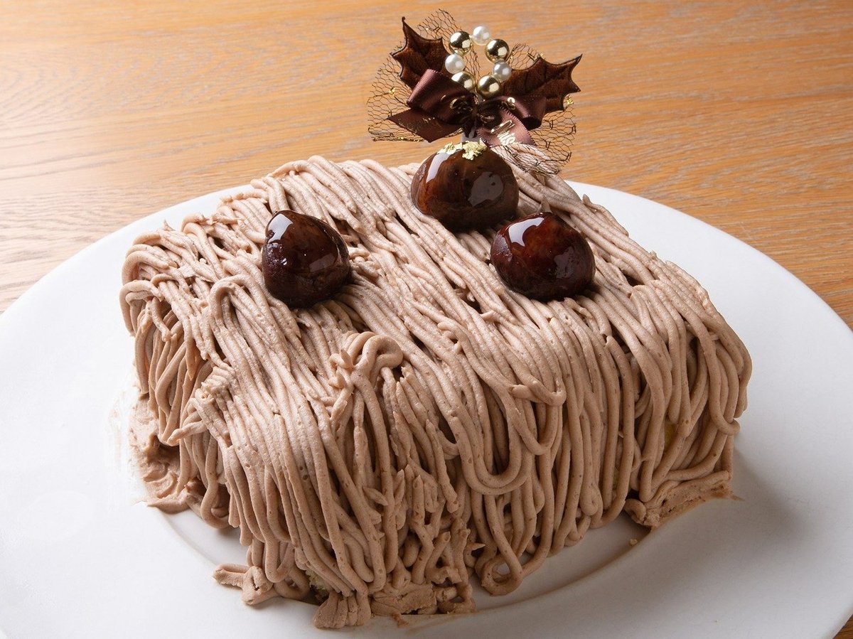 高級モンブラン・高さ8.5cmのクリスマスケーキ！【③富山のXマスケーキ2024】｜北日本新聞webunプラス