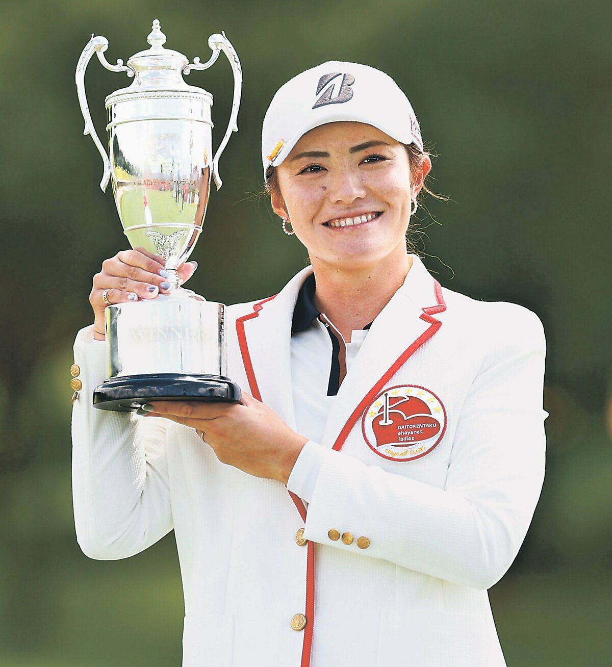 渡辺逆転、3年ぶりV 女子ゴルフ｜北日本新聞webunプラス