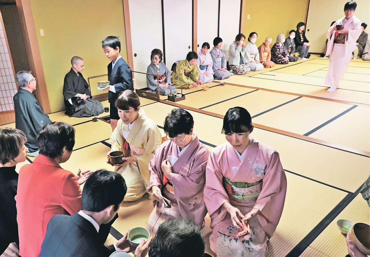深まる秋、茶趣に浸る 富山で北日本茶会11月例会｜北日本新聞webunプラス